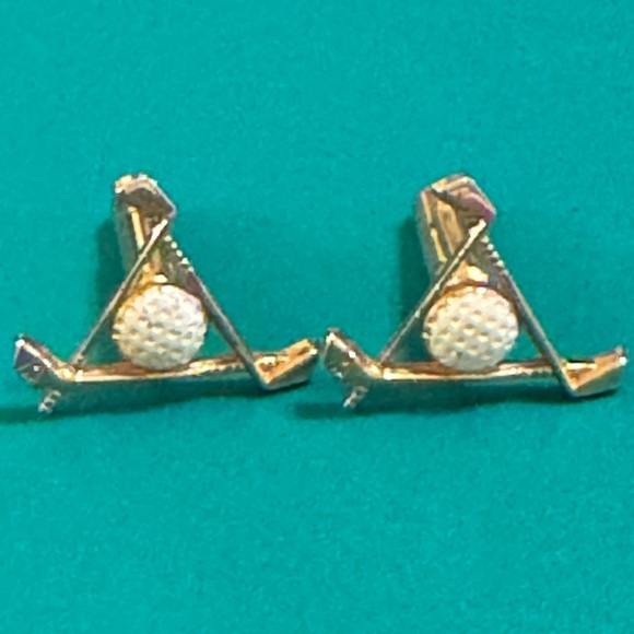 Accessories | Vtg 196s Swank Gold Tone Triangle Crossed Golf Clubs ...